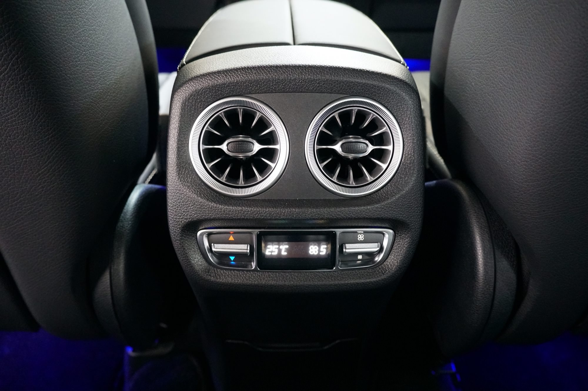 [ SOLD ] MERCEDES BENZ G400d STRONGER THAN TIME EDITION - double One ...