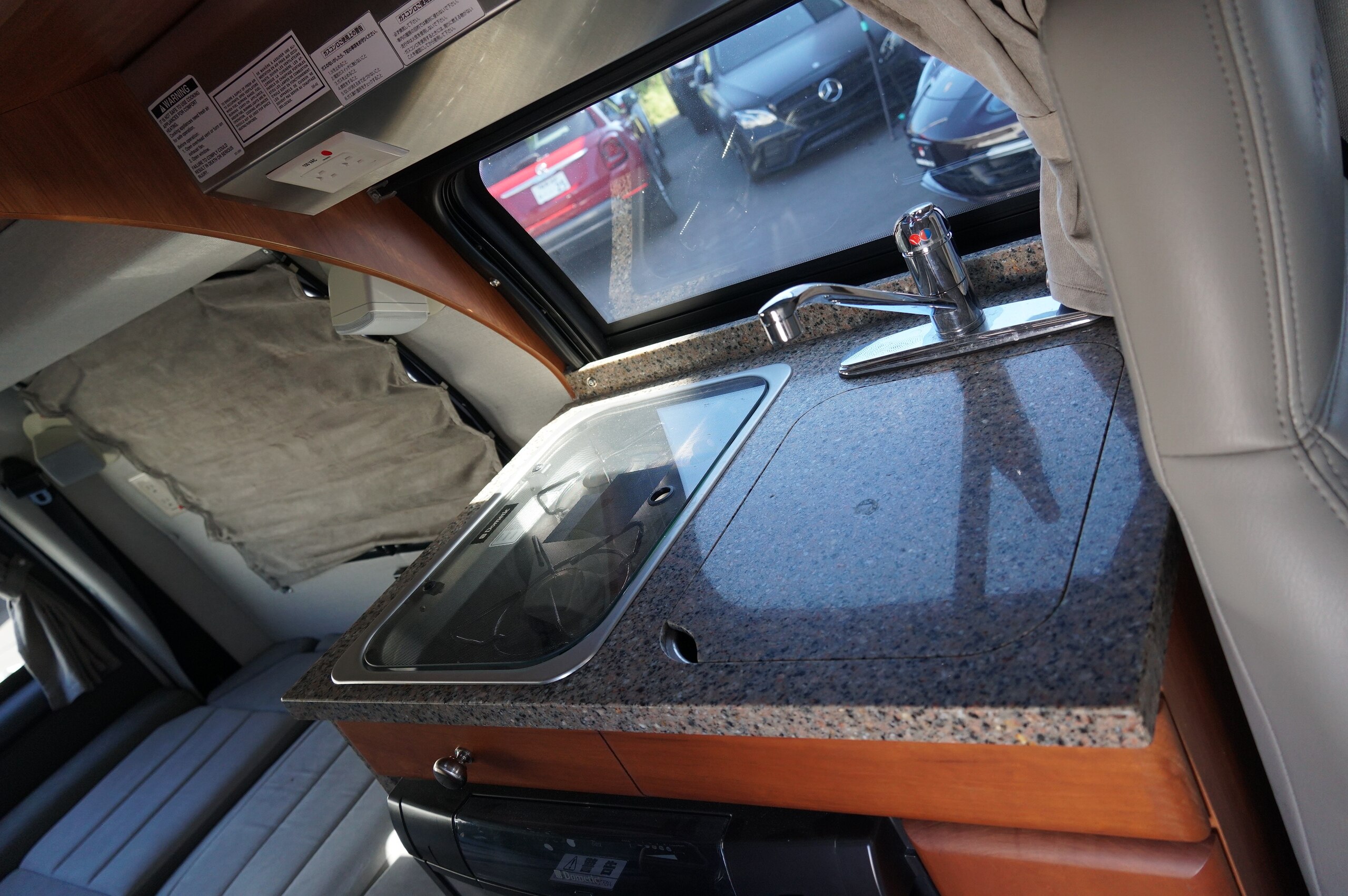 [SOLD]Chevrolet Express Roadtrek 170 - double One motors ダブルワンモータース